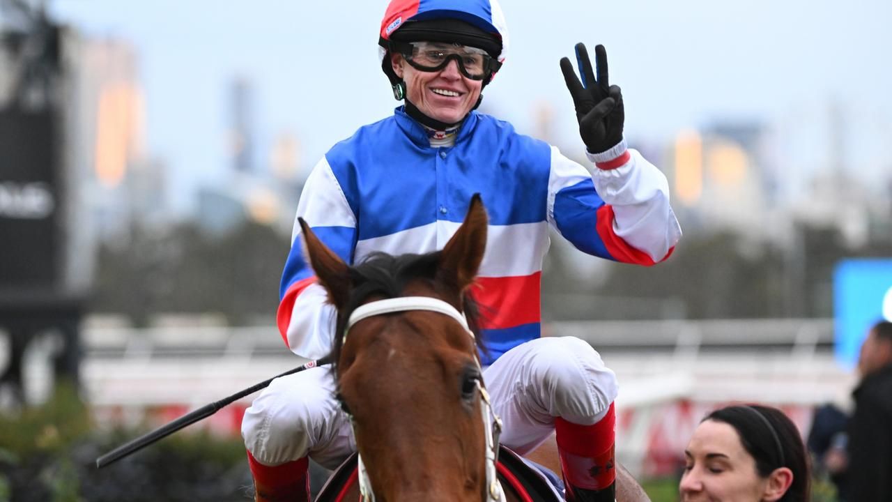 Craig Williams relishing ‘hunter' role in Melbourne jockeys ...